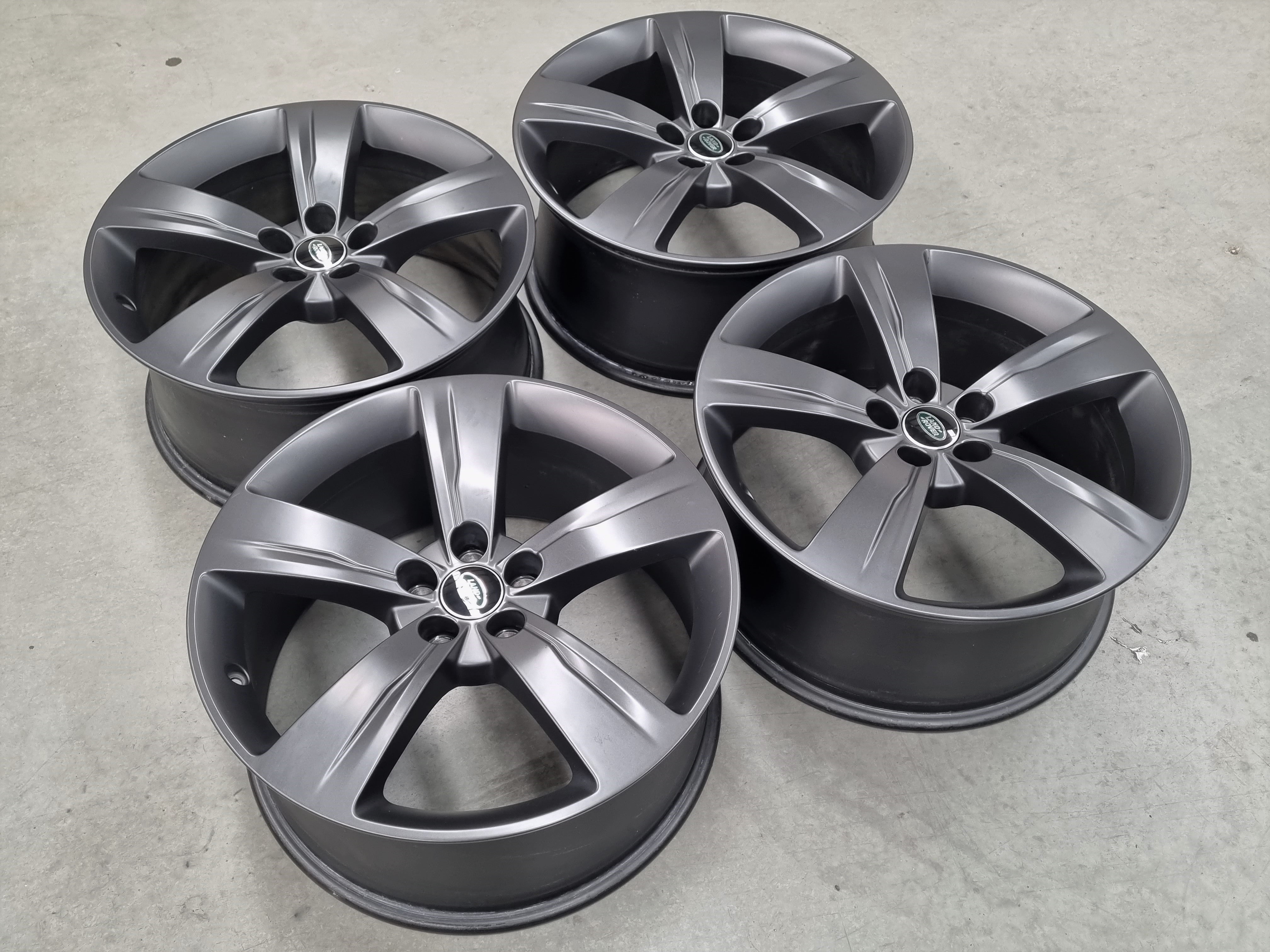 Genuine Range Rover Velar J8A2 19 Inch Grey Alloy Wheels Set of 4 ...