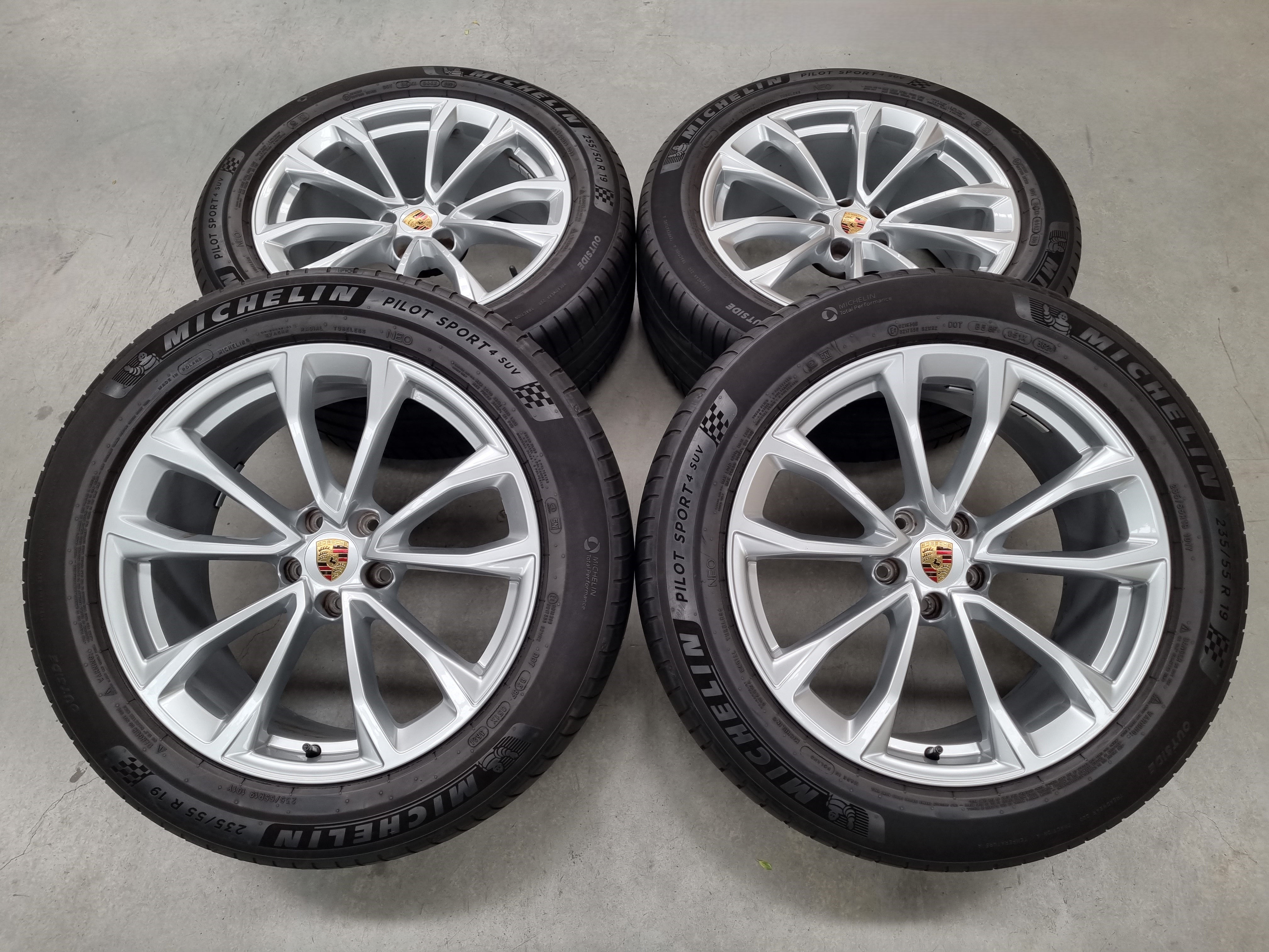 Genuine Porsche Macan 2022 Model 19 Inch Wheels and Tyres Set of 4 ...