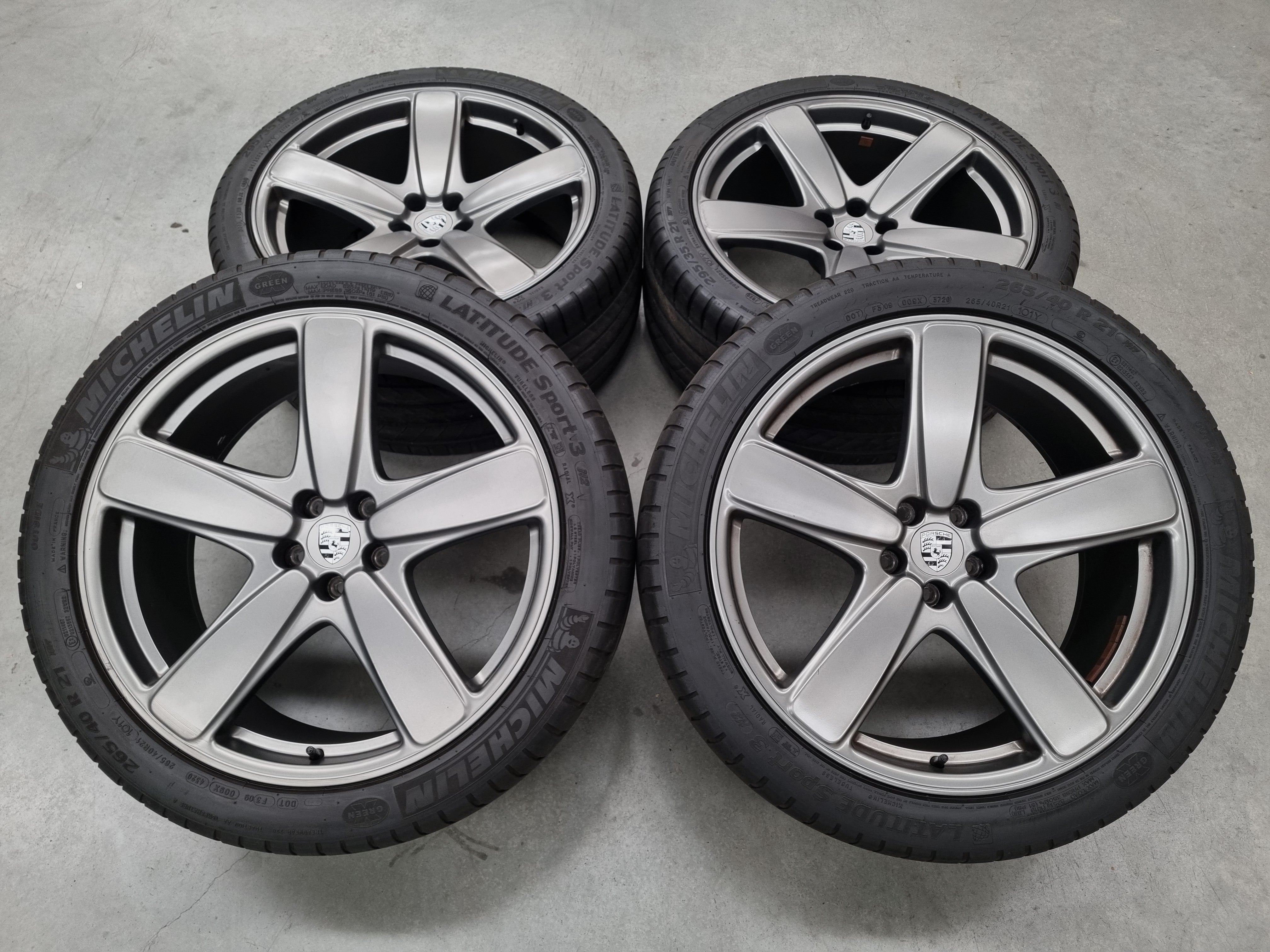 Genuine Porsche Macan Classic 21 Inch Satin Grey Wheels and Tyres Set ...