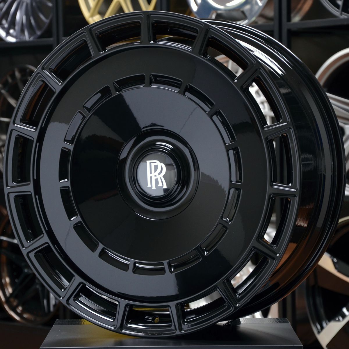 Forged Style 888 23 Inch Wheels Gloss Black - Rolls-Royce Cullinan ...