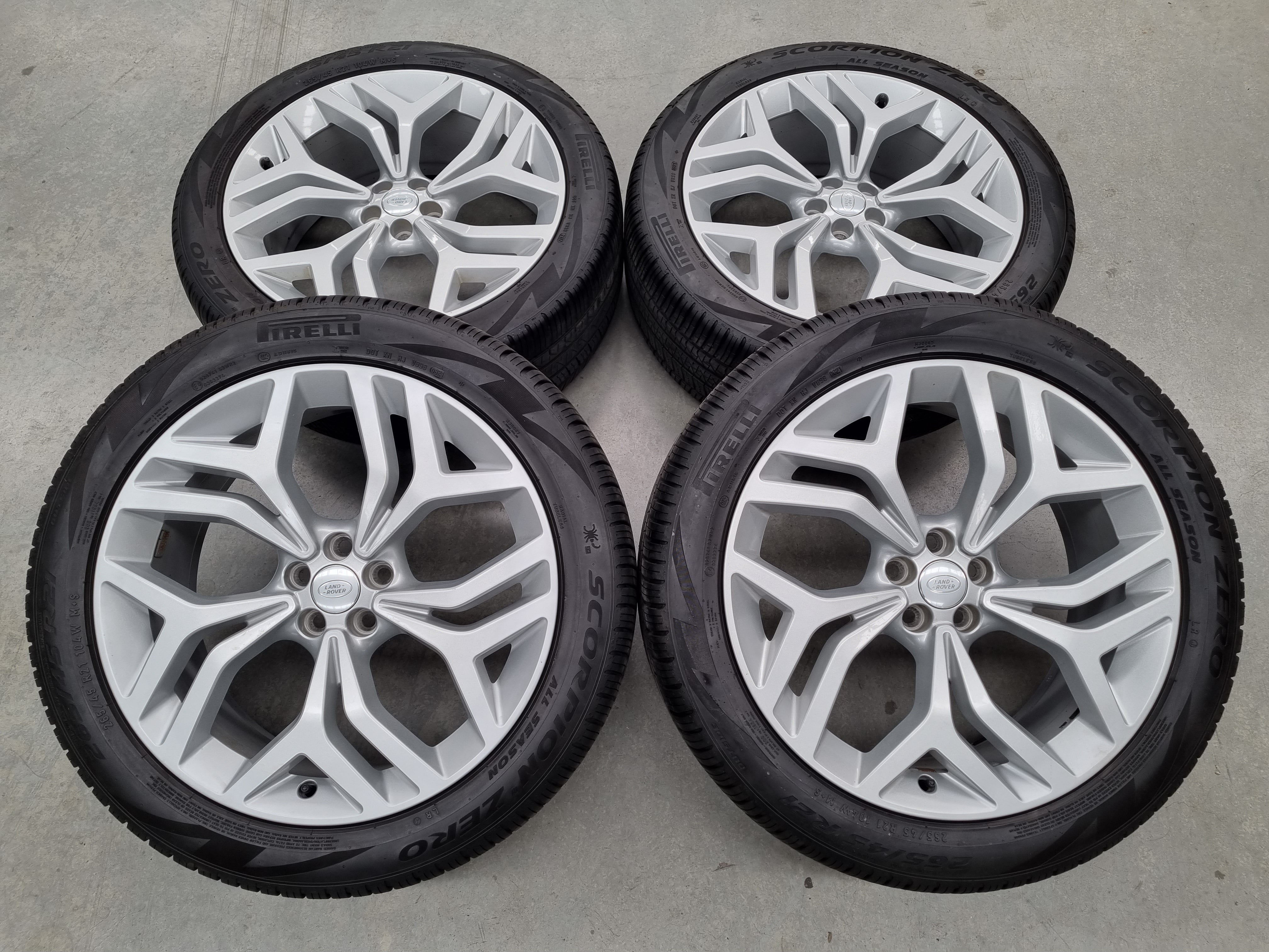 Genuine Range Rover Velar Silver 21 Inch Wheels and Tyres Set of 4 ...